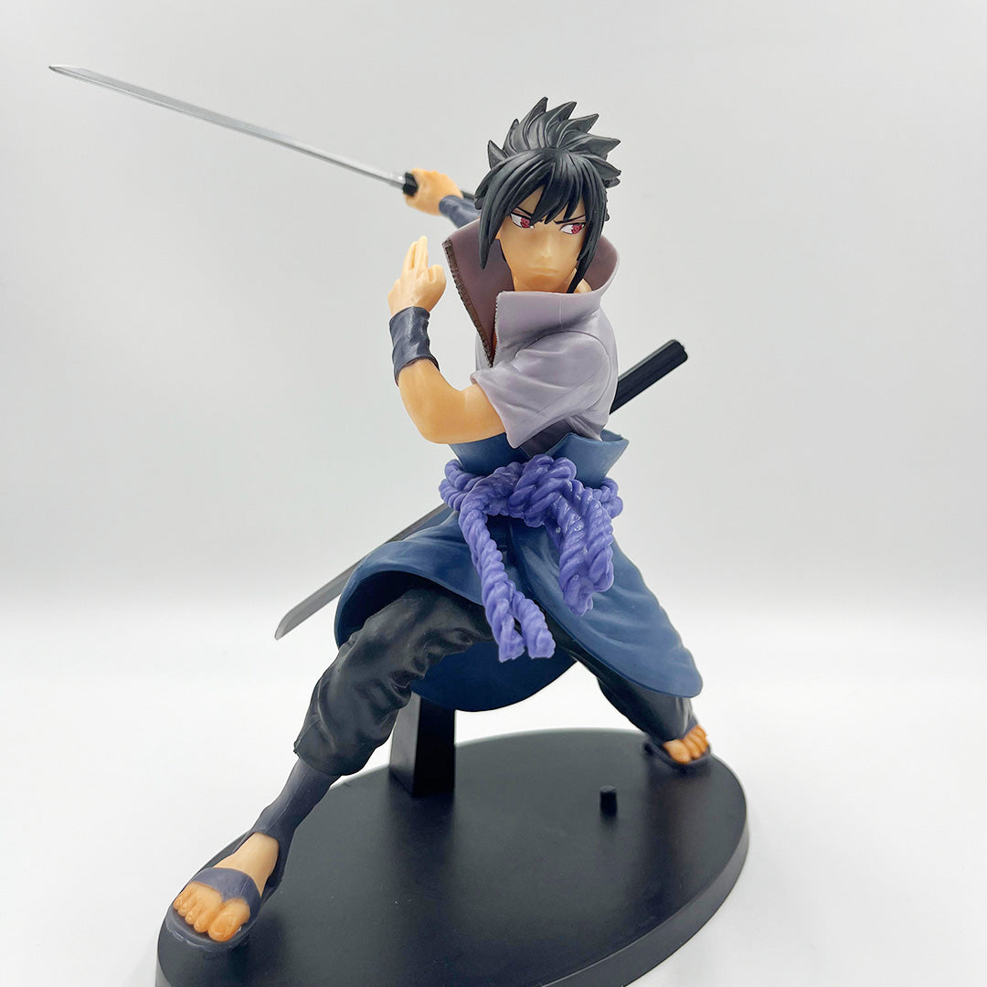 Naruto - Sasuke Uchiha sword attack 18cm Action Figure